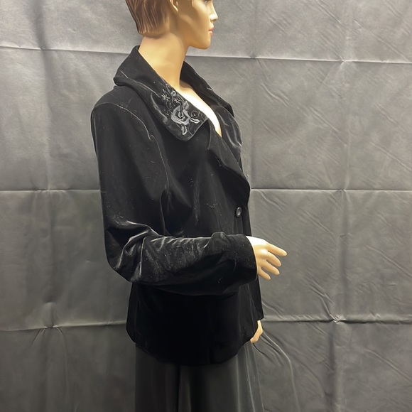 White Stag | Jackets & Coats | White Stag Black Velvet Embroidery ...